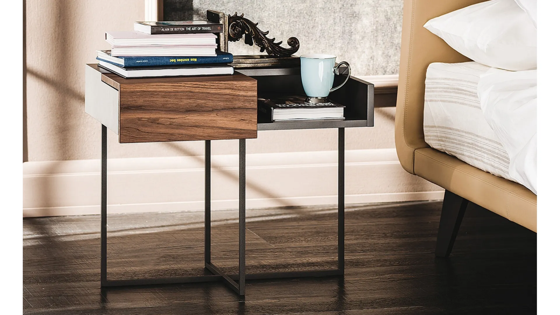 Comodino Dante di Cattelan Italia